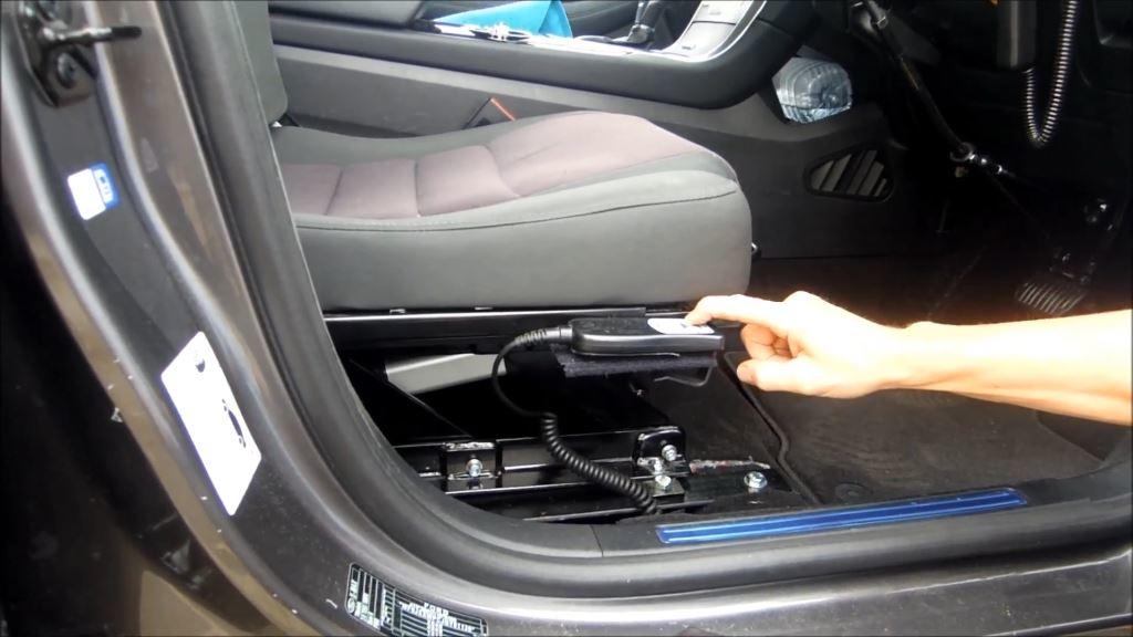 Vehicle Access Aids - Des Gosling Mobility